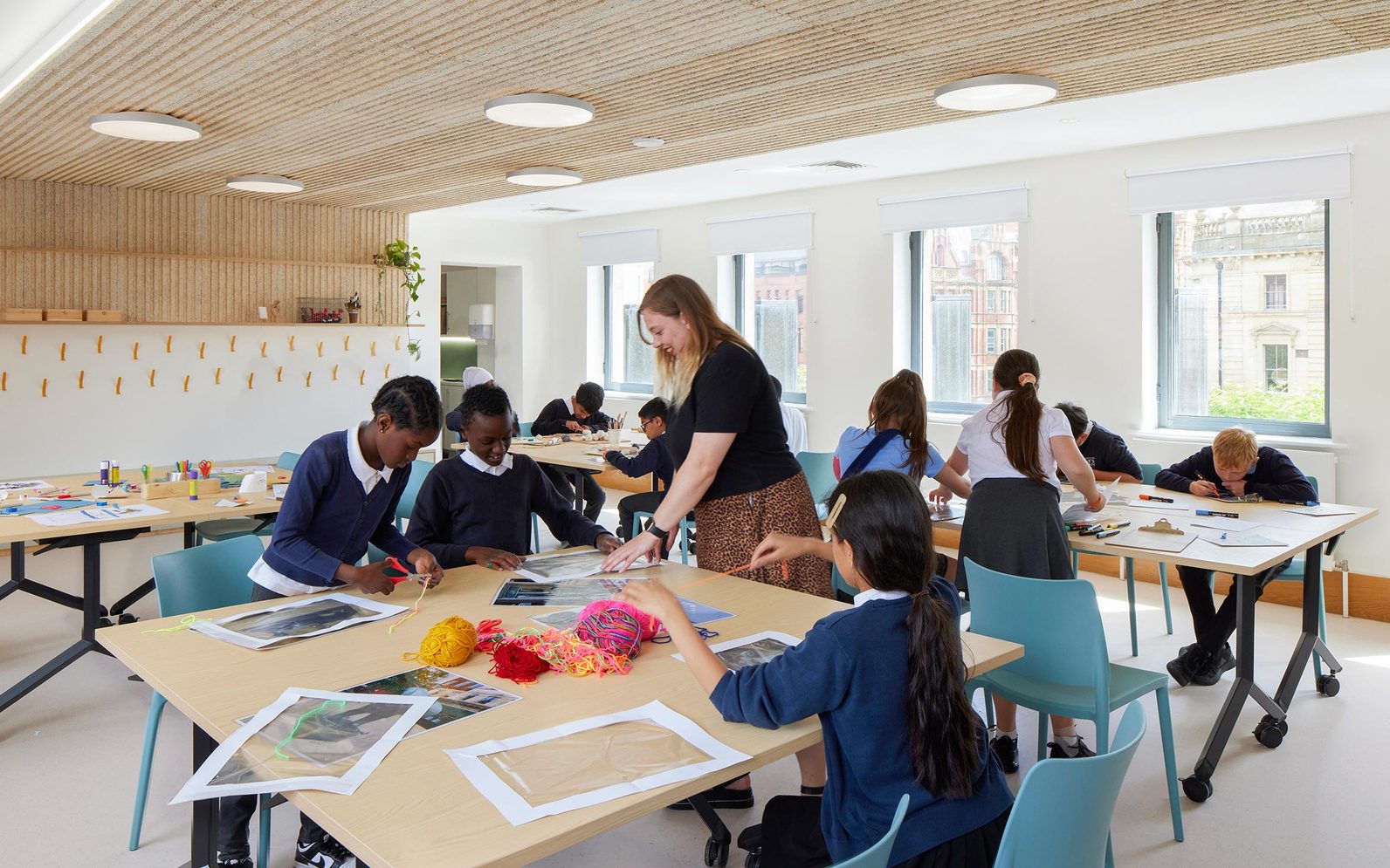 Visit Henry Moore Institute, Leeds